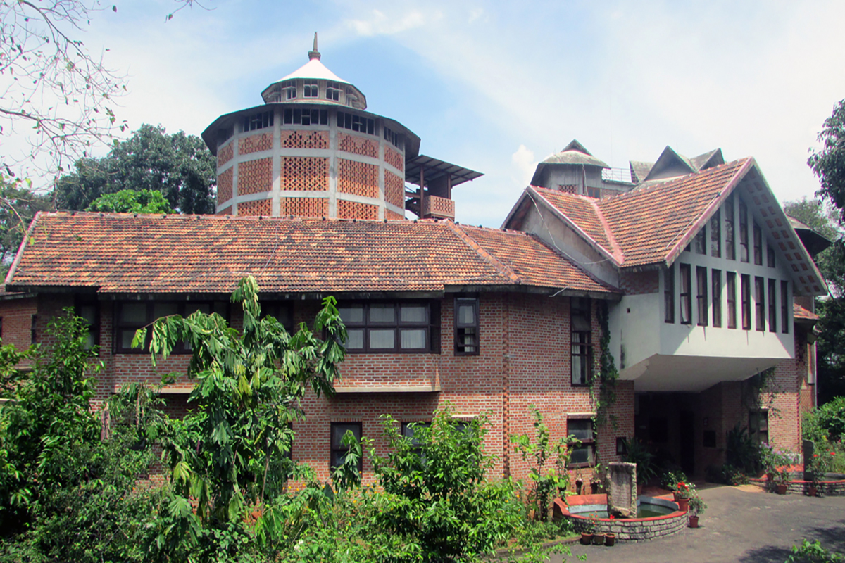 Main Block | Centre for Development Studies